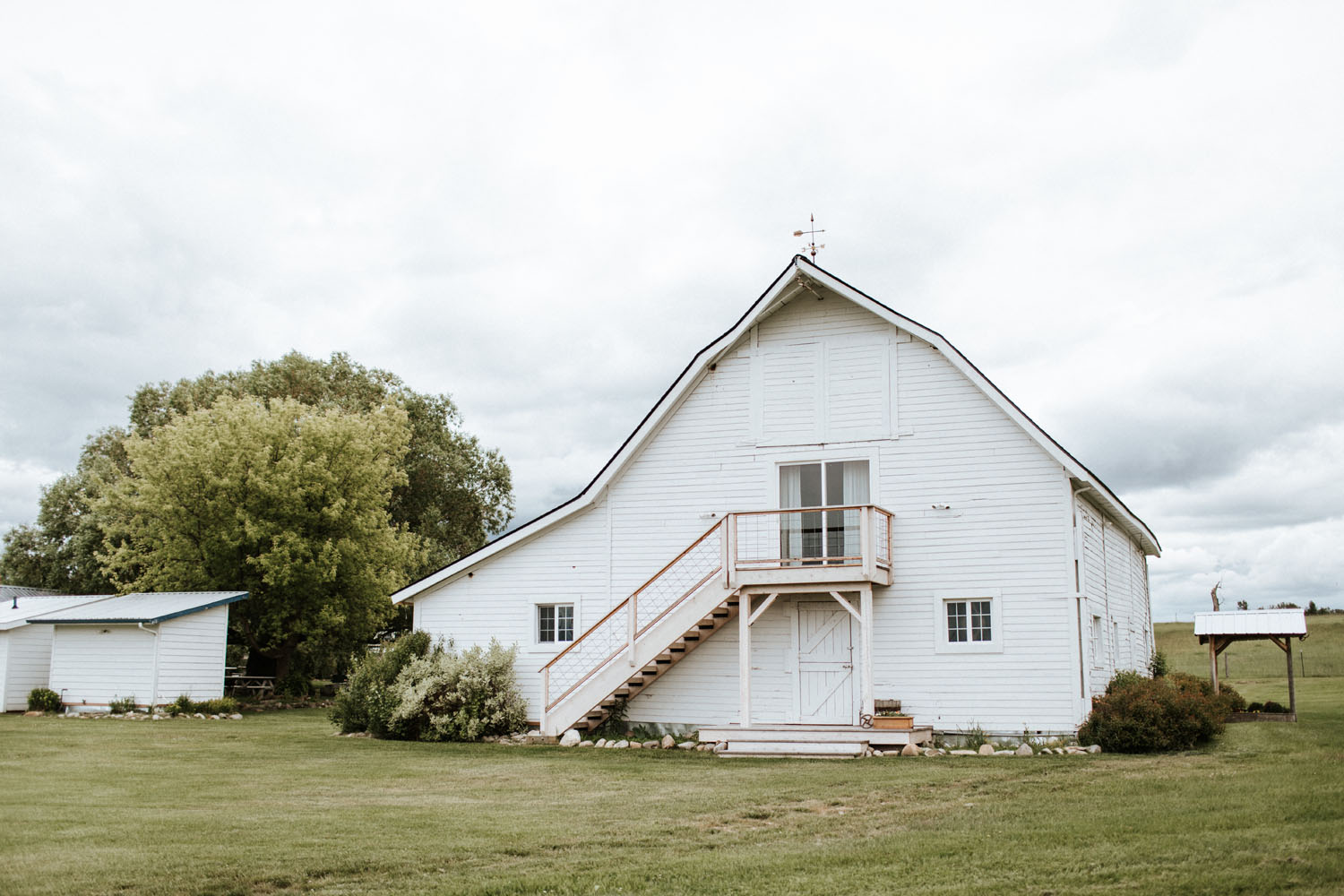 Southwest-inspired Homestead on McVey Wedding - soiree99events.com
